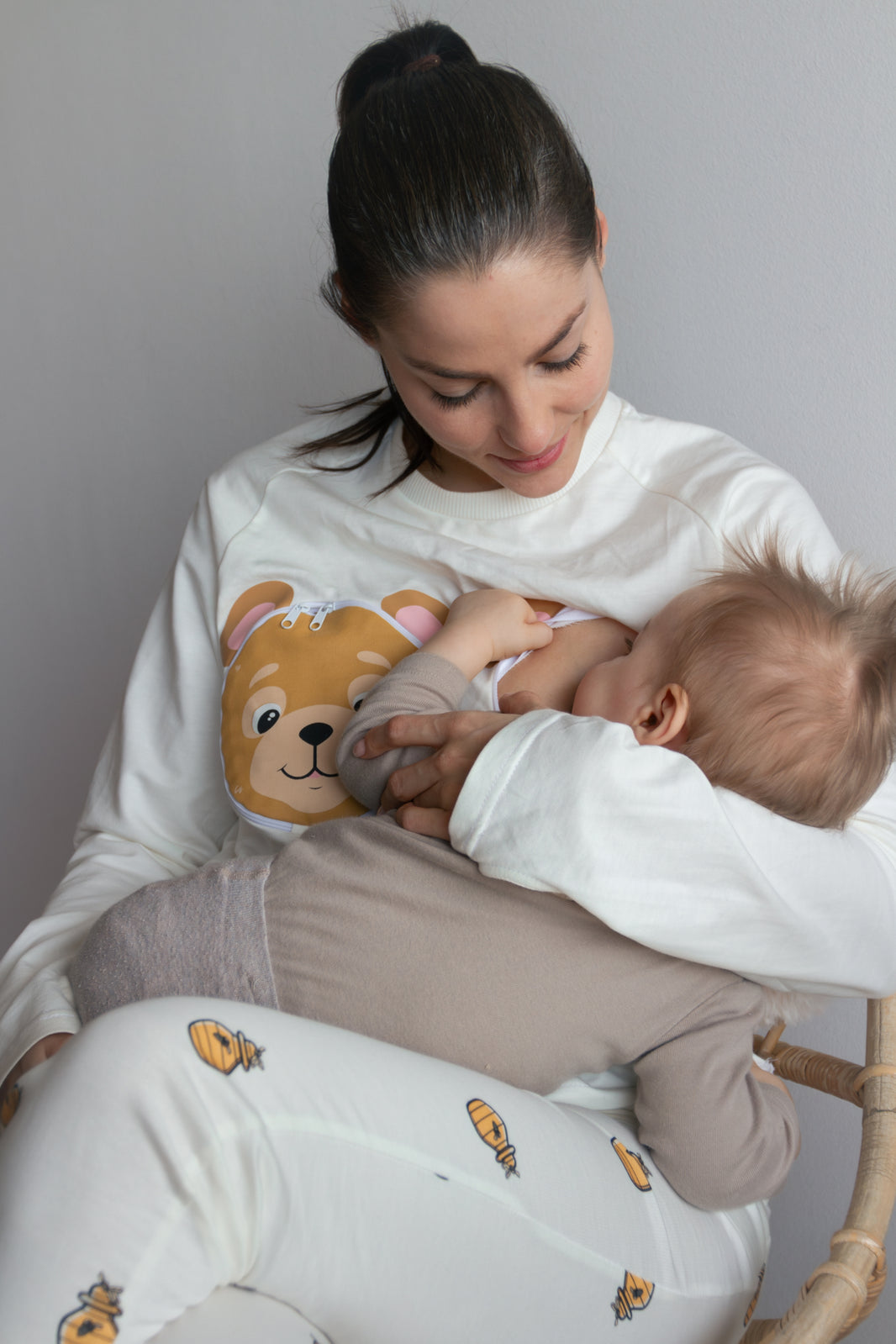 Cozy Breastfeeding Sleepwear by Pyjamam